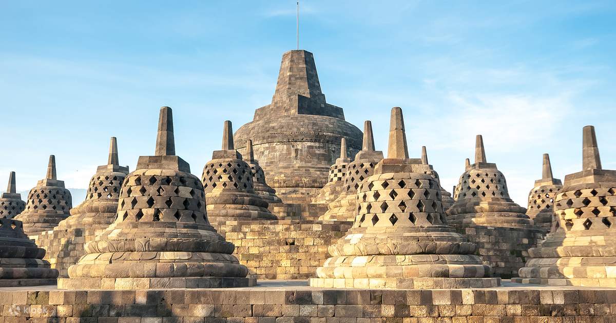 Borobudur Temple Tour java indonesia with driver and guide
